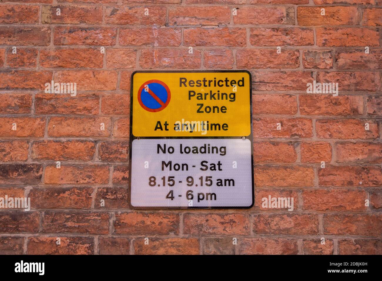 Loading sign zone england hi-res stock photography and images - Alamy