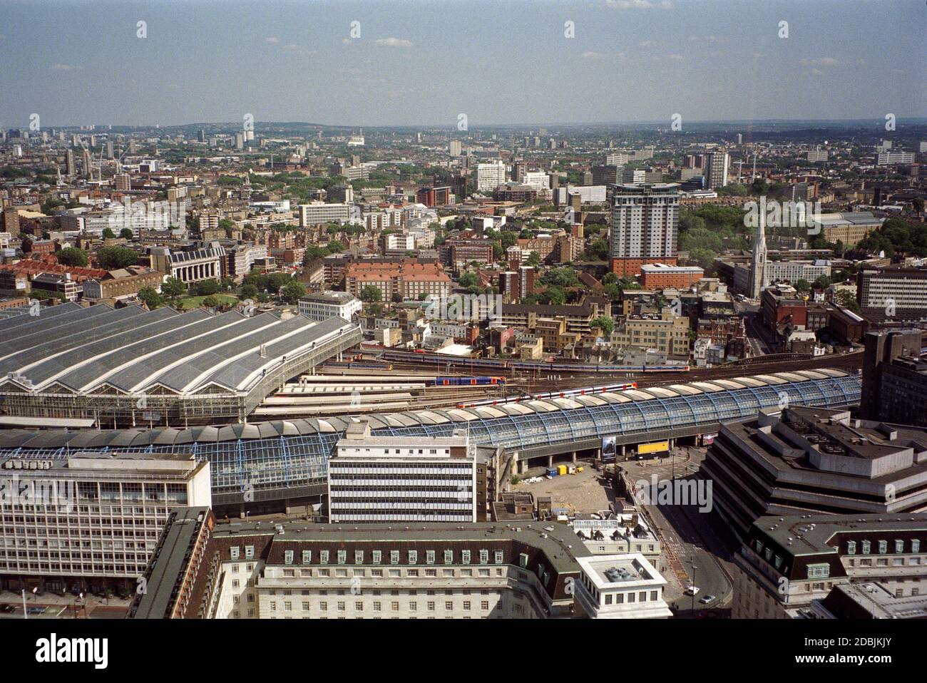 Birds eye view of london buildings hi-res stock photography and images ...