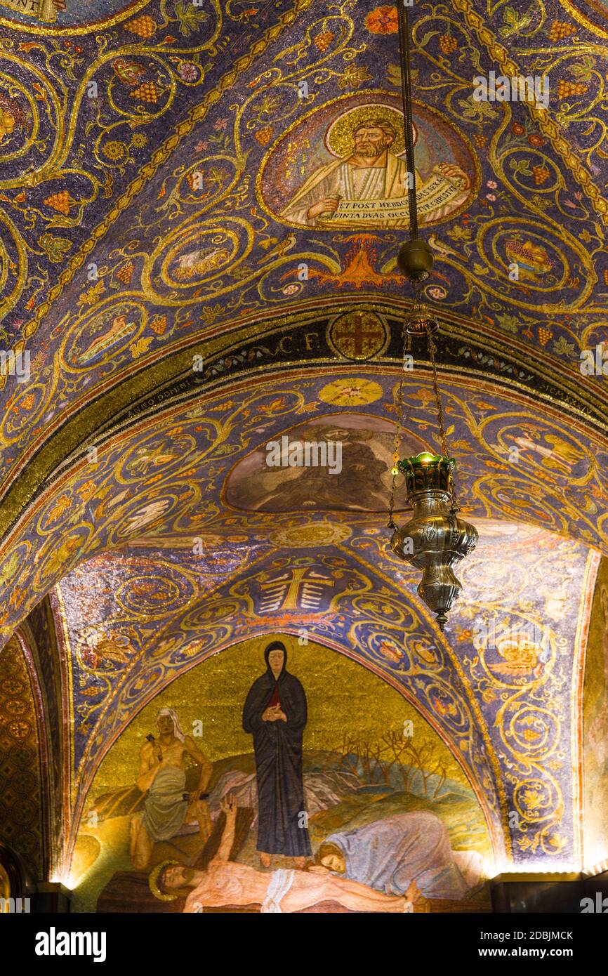Israel, Jerusalem, Church of the Holy Sepulchre, Calvary (or Golgotha ...