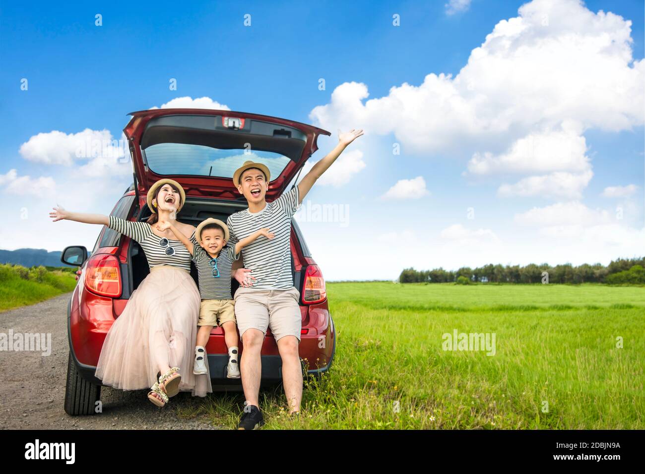 Happy family on road trip in the car. having fun with summer vacation ...