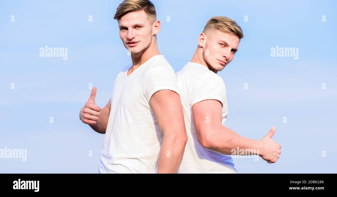 Friendship of brothers. Benefits and drawbacks of having identical twin ...