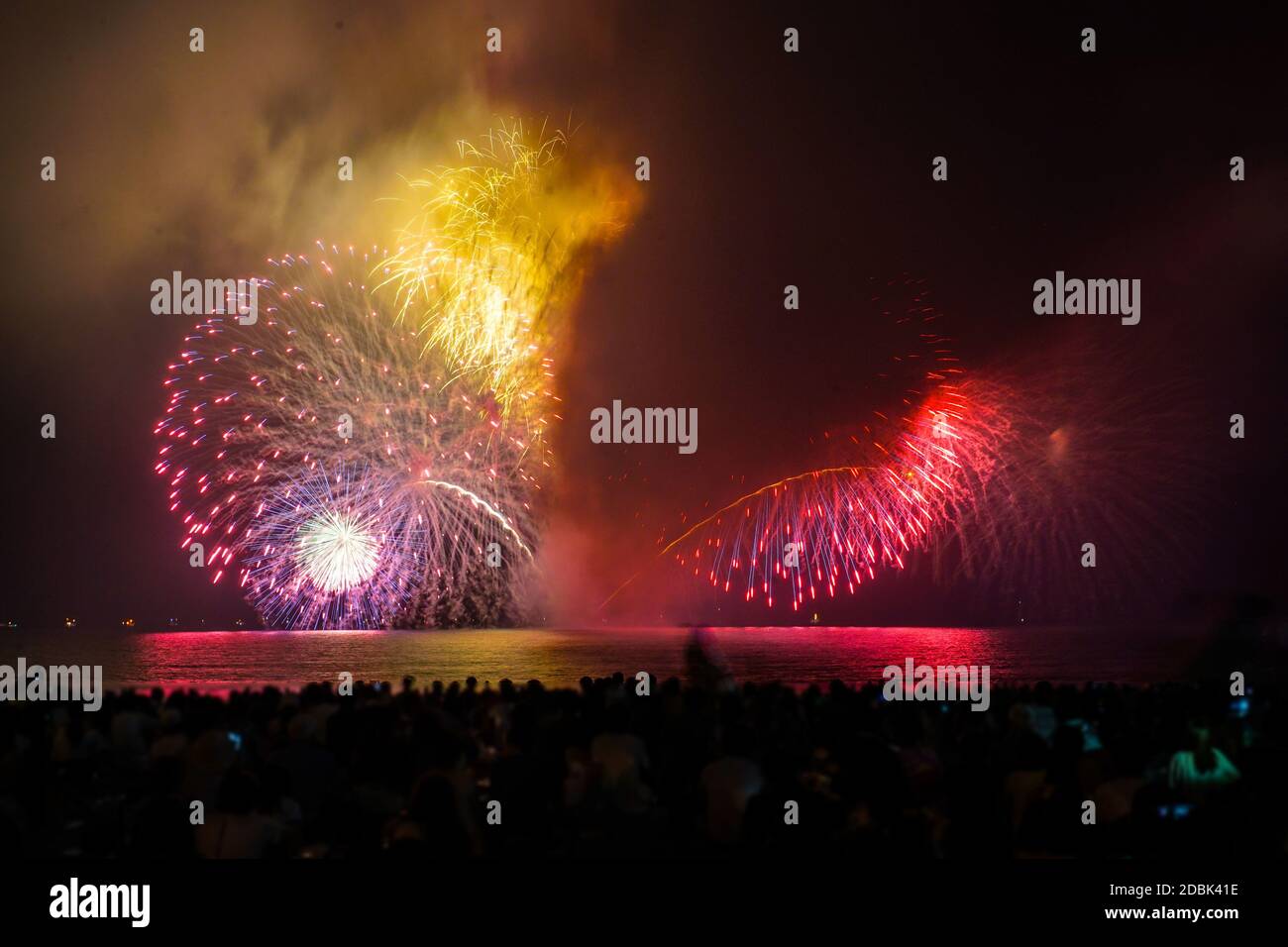 Kamakura fireworks wrapped in clouds (2018). Shooting Location ...