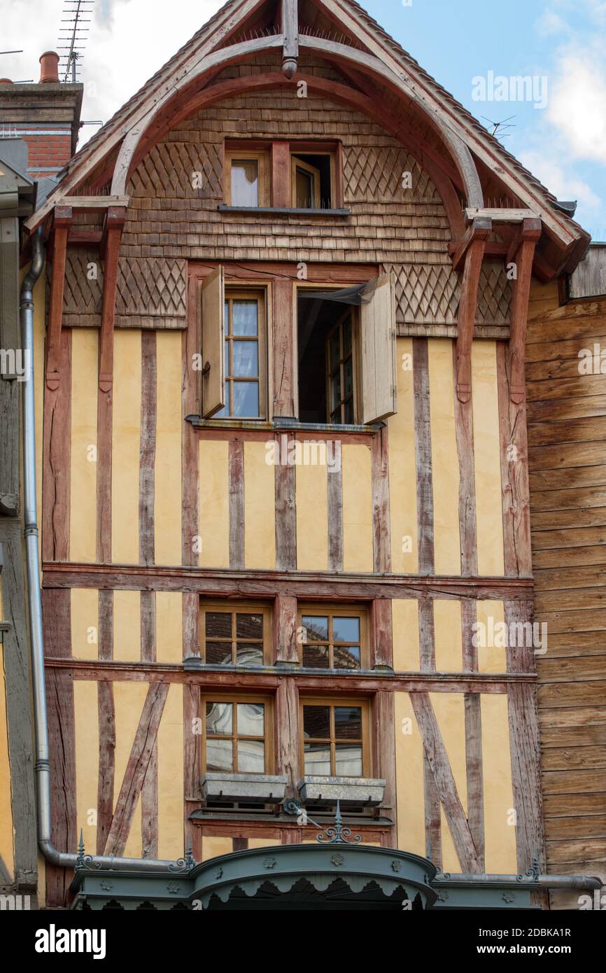 Ancient half-timbered buildings in Troyes. Aube, Champagne-Ardenne ...