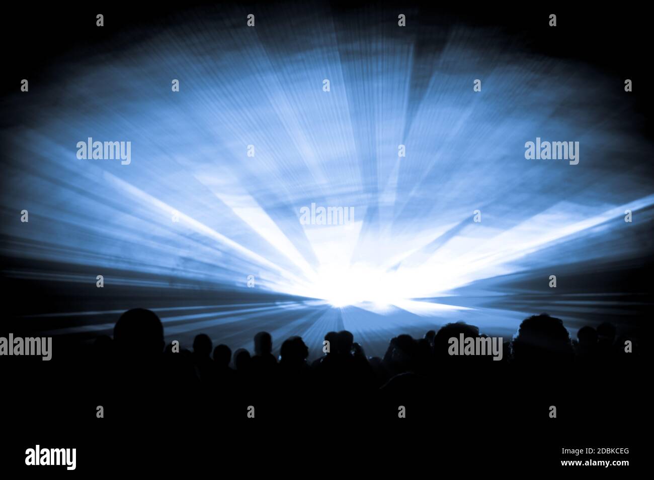 Laser beams stage pop hi-res stock photography and images - Alamy
