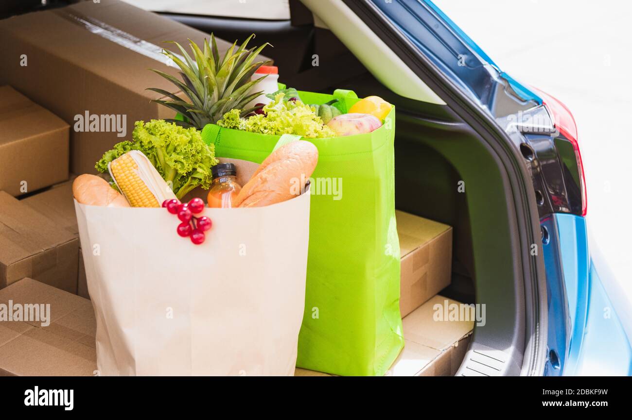 Fruit vegetable delivery van in hi-res stock photography and images - Alamy