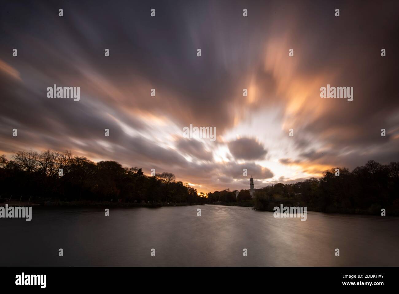 Sunset at Highfields University Park in Nottingham, Nottinghamshire ...