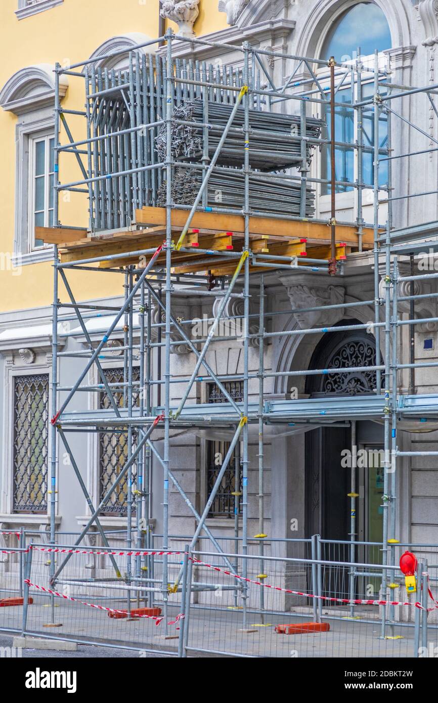 Building Scaffolding at Construction Site Trieste Italy Stock Photo - Alamy