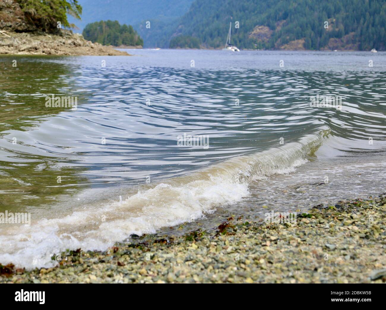Wave shore hi-res stock photography and images - Alamy
