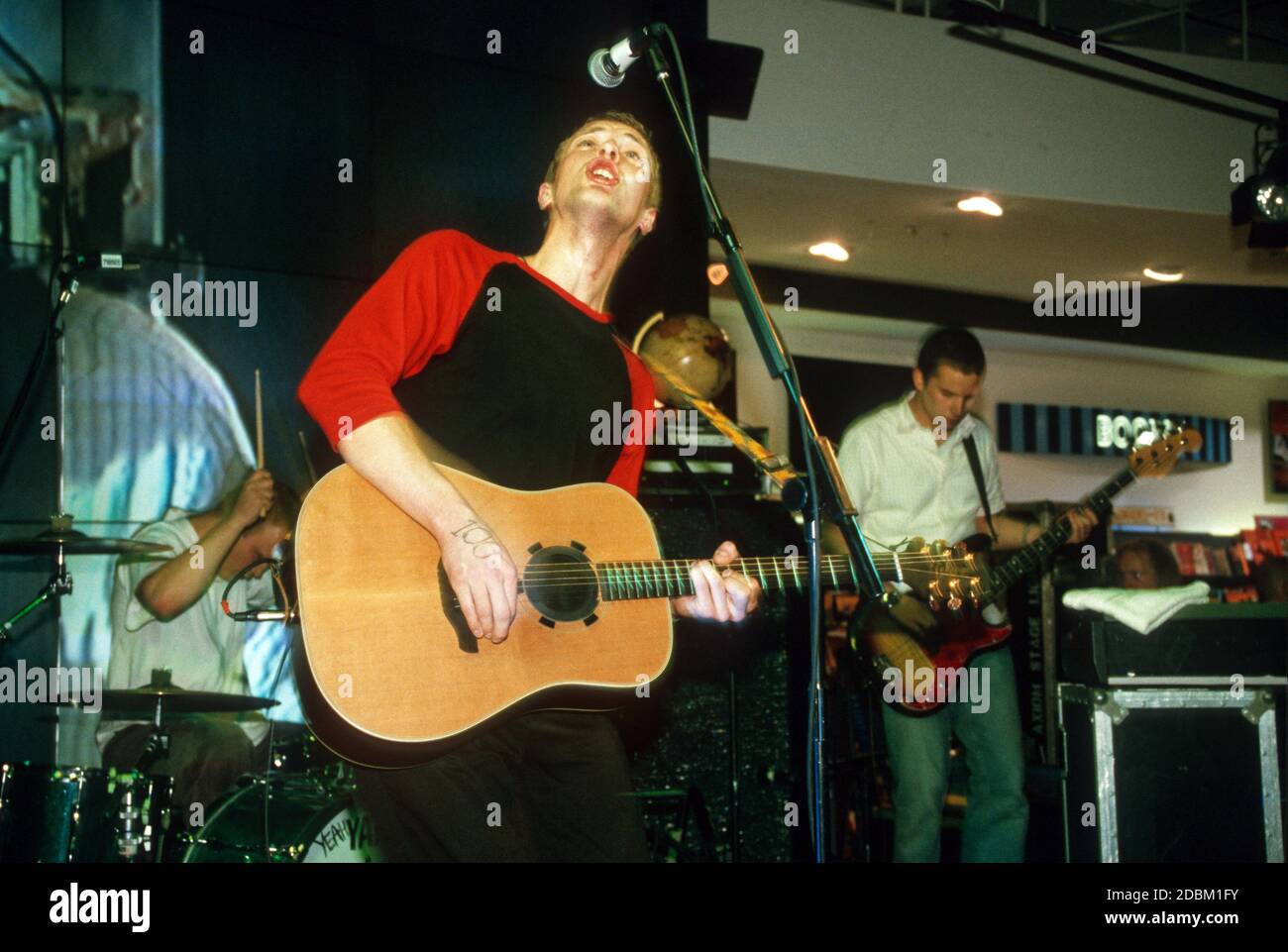 Coldplay 2000 hi-res stock photography and images - Alamy