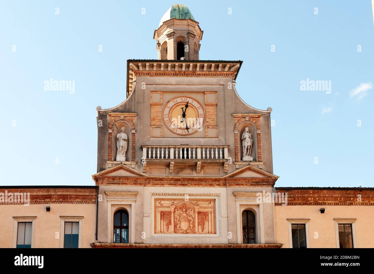 Crema italy hi-res stock photography and images - Alamy