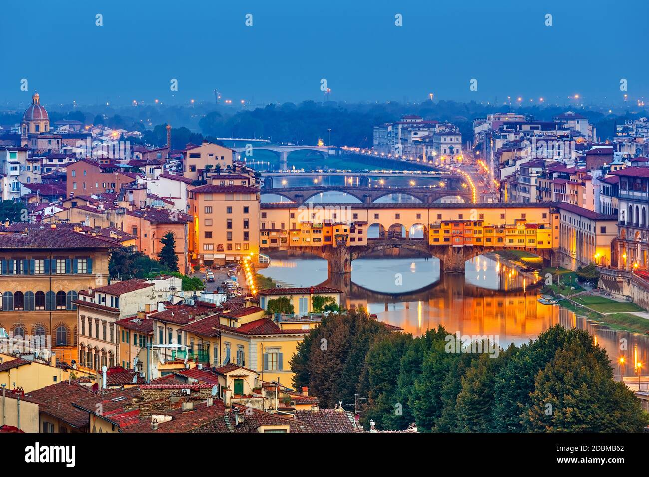 Tuscany bridges bridge night dusk hi-res stock photography and images ...