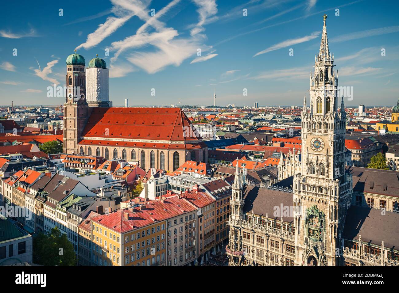 Aerial view of Munchen: Marienplatz, New Town Hall and Frauenkirche ...