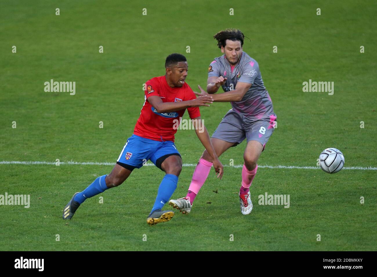 Angelo Balanta of Dagenham and Redbridge and Connor Smith of Wealdstone ...