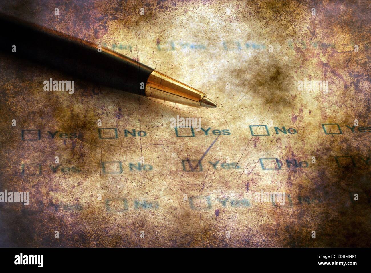 Fountain pen on quality survey hi-res stock photography and images - Alamy