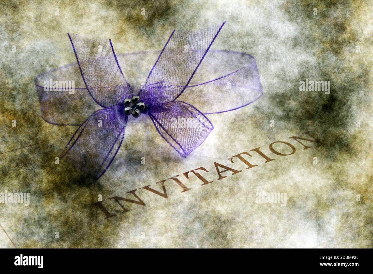 Invitation and bow grunge concept Stock Photo - Alamy