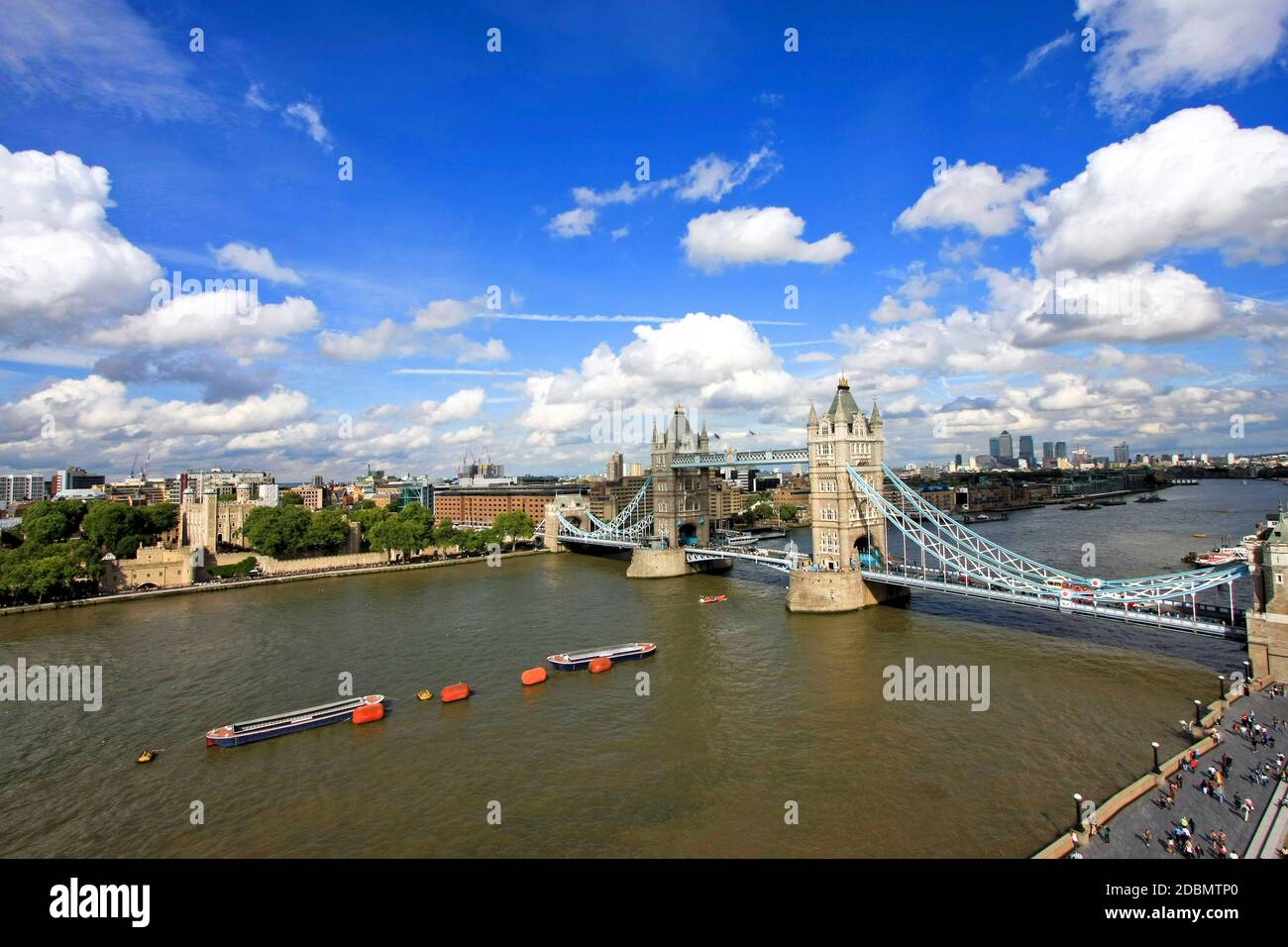 Rooftop pathway hi-res stock photography and images - Alamy