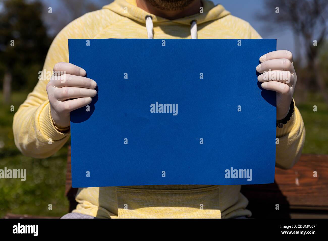 Chroma key paper hi-res stock photography and images - Alamy