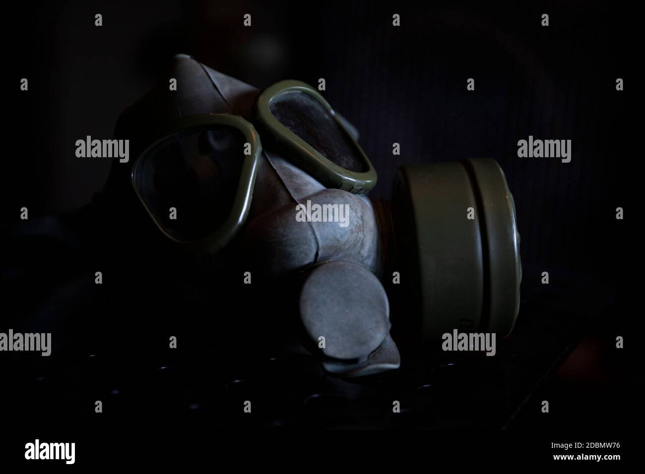 Military Gas Mask in dark ambient. Coronavirus, Covid19 pandemic ...