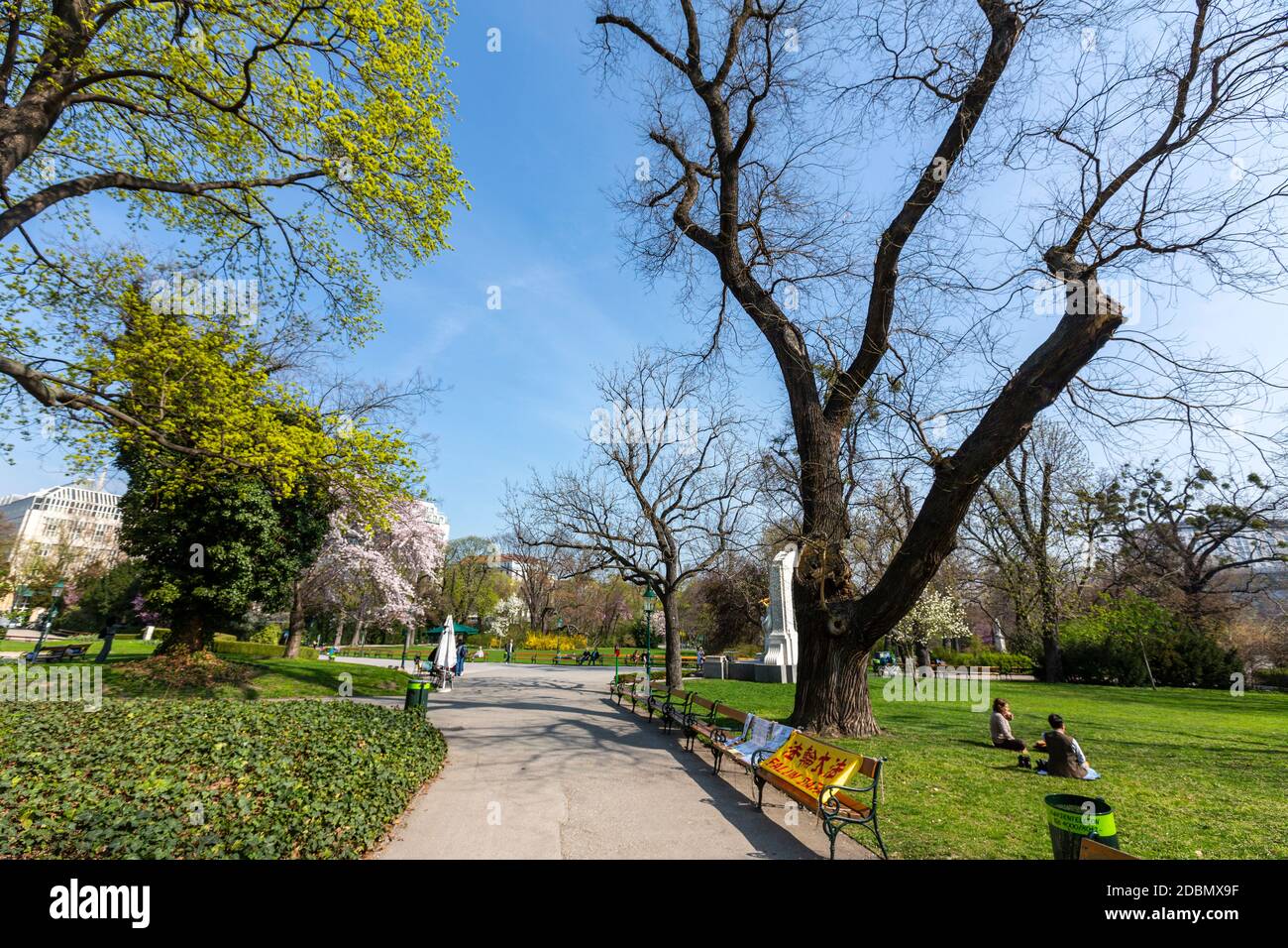 People in Stadtpark, Vienna, Austria Stock Photo - Alamy