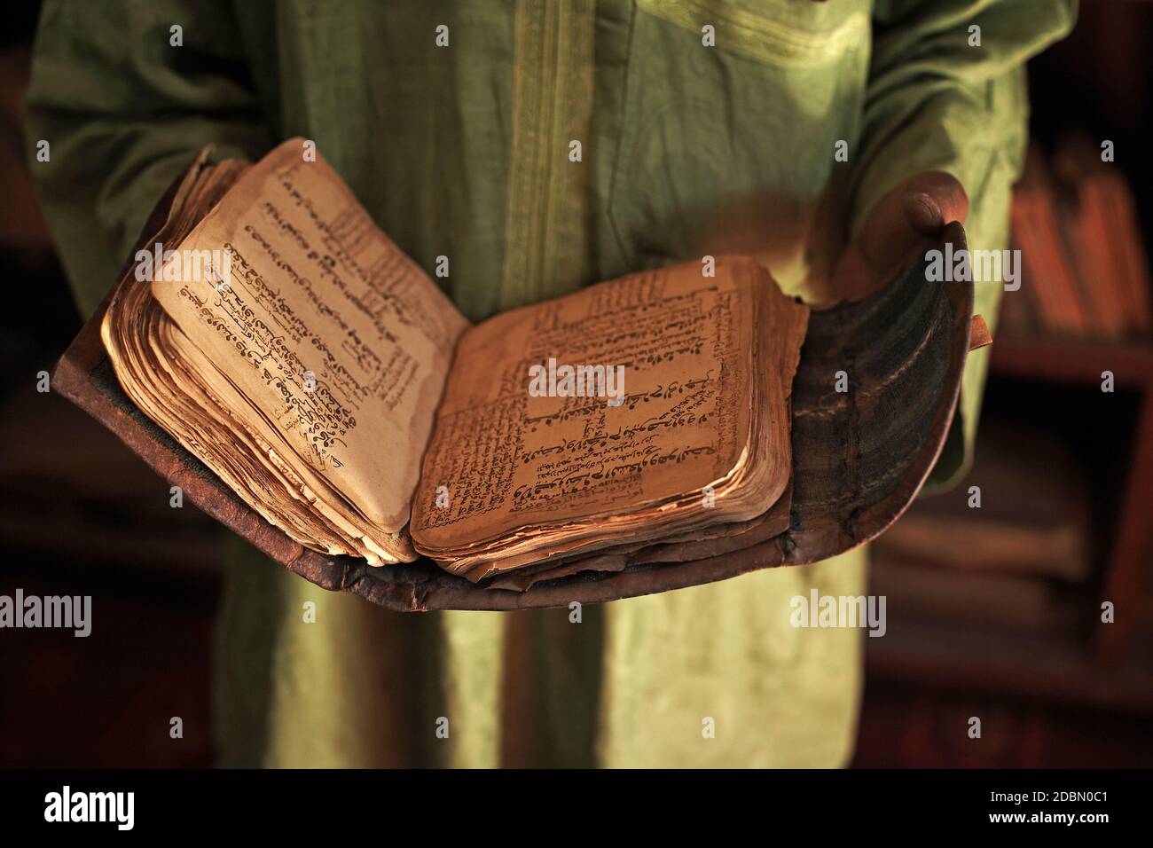 Islamic manuscript hi-res stock photography and images - Alamy