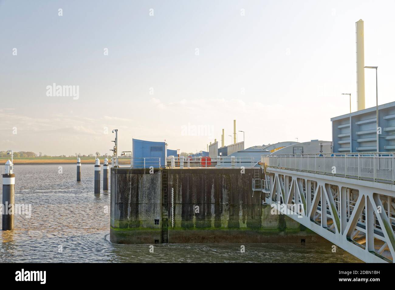 Transfer barrier hi-res stock photography and images - Alamy