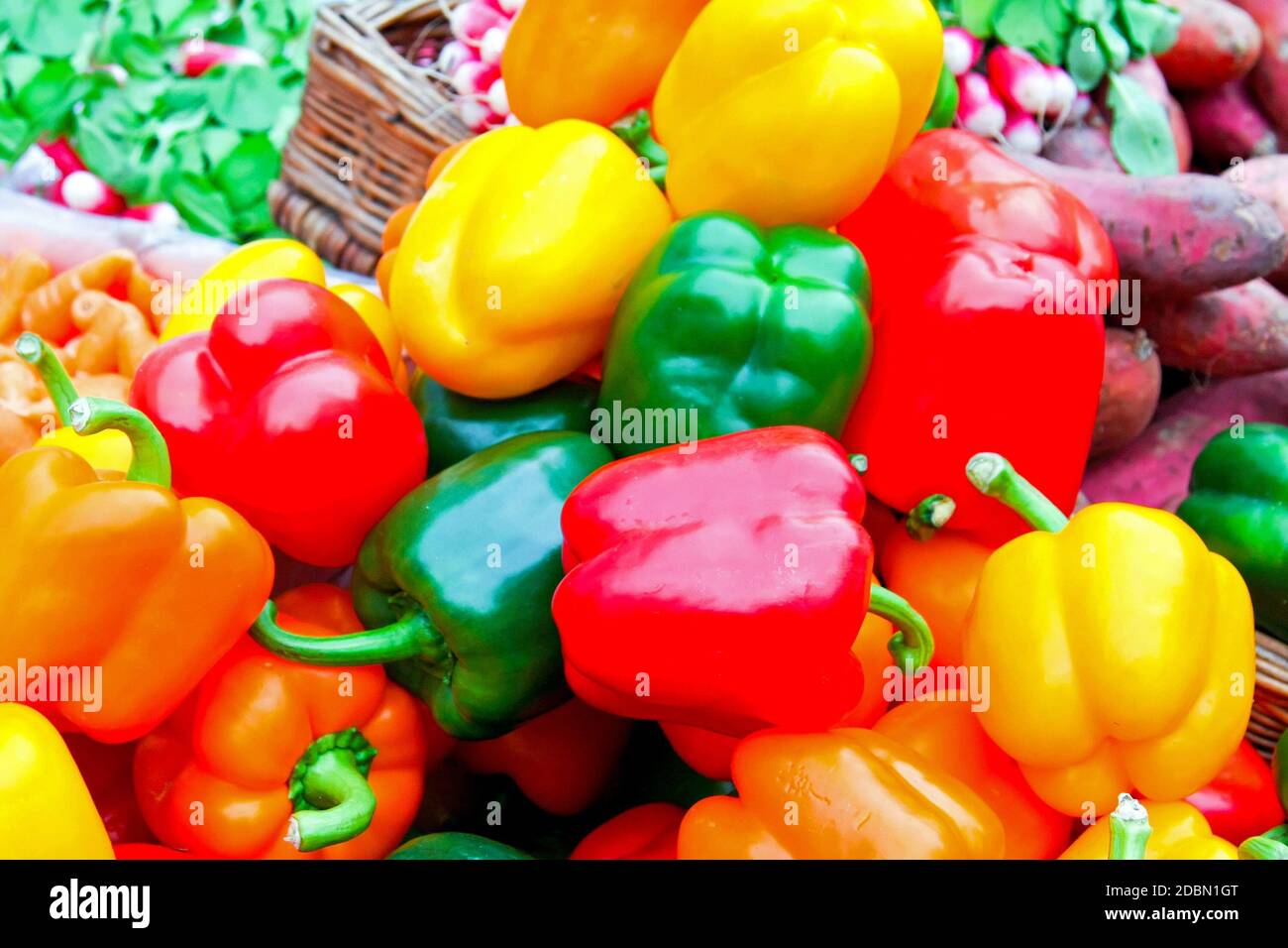 Color paprika hi-res stock photography and images - Alamy