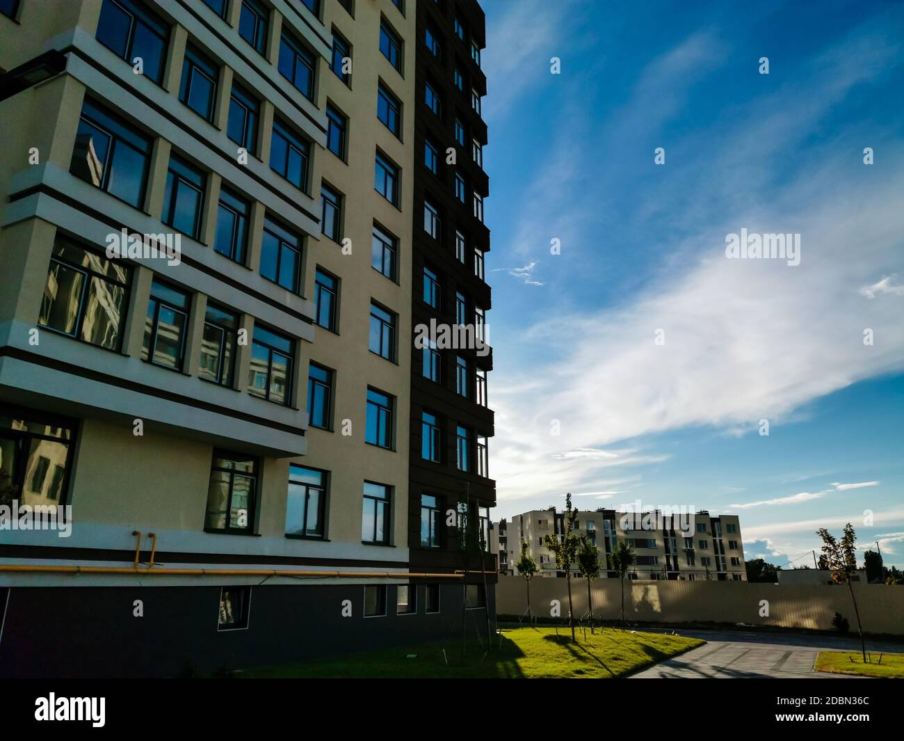 Installation of glass facade panels hi-res stock photography and images ...