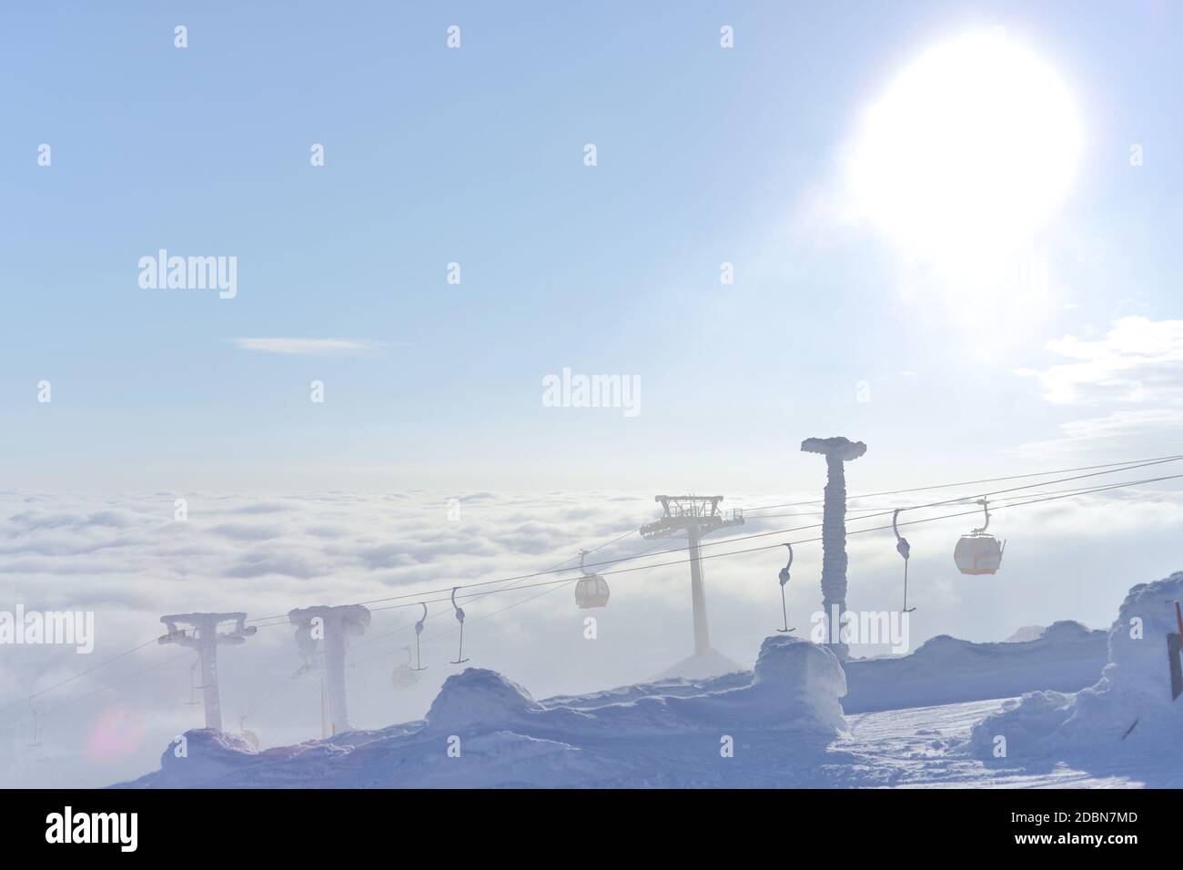 Rolling ice bar hi-res stock photography and images - Alamy