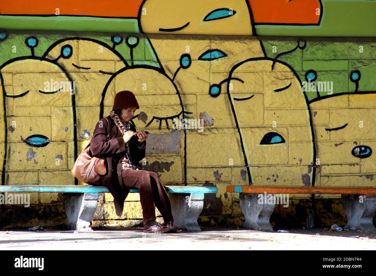 People Interacting With Technology, New York, USA Stock Photo - Alamy