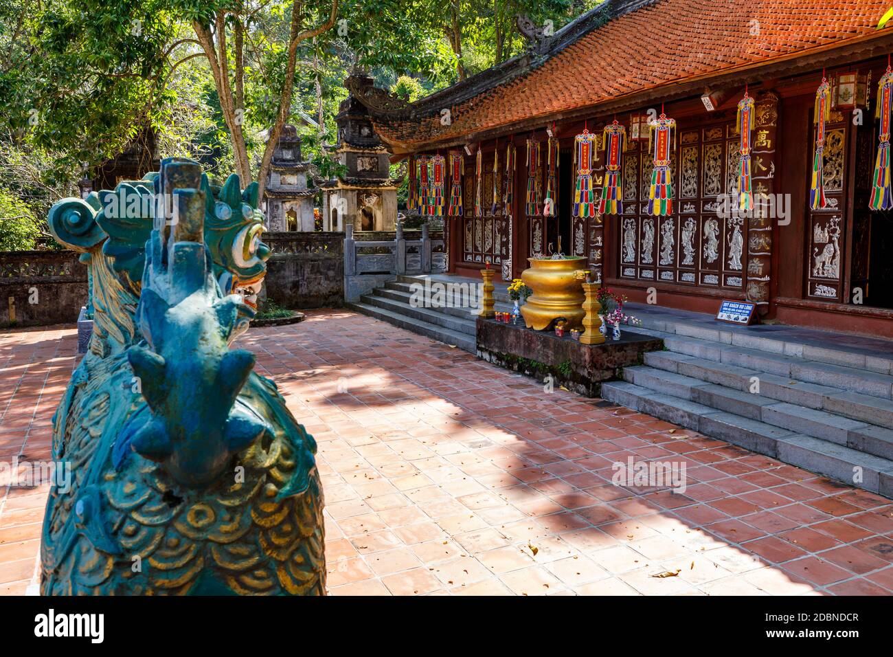 Perfume pagoda hi-res stock photography and images - Alamy