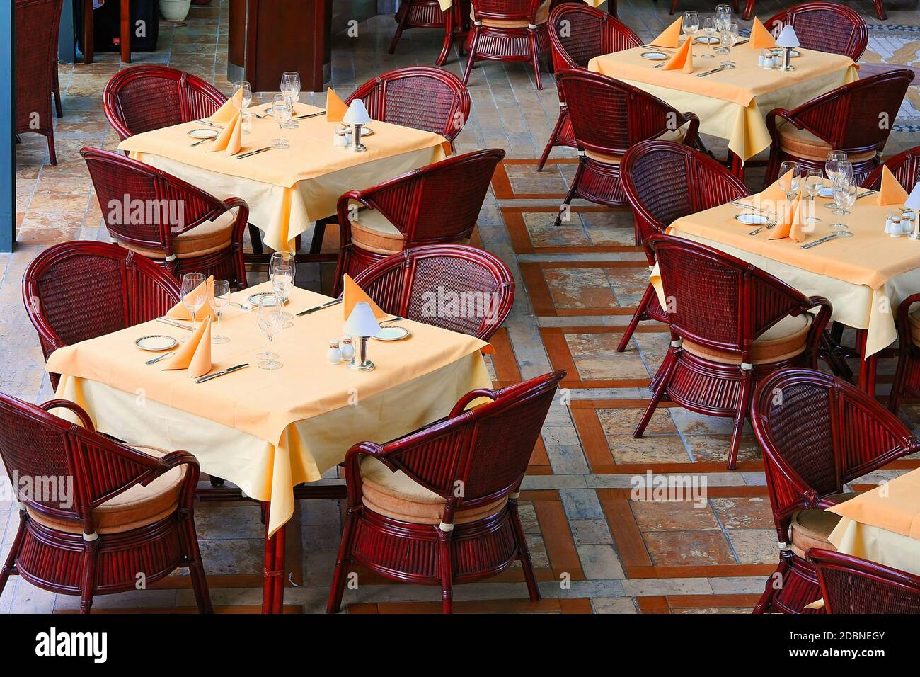 Close up shot restaurant hi-res stock photography and images - Alamy
