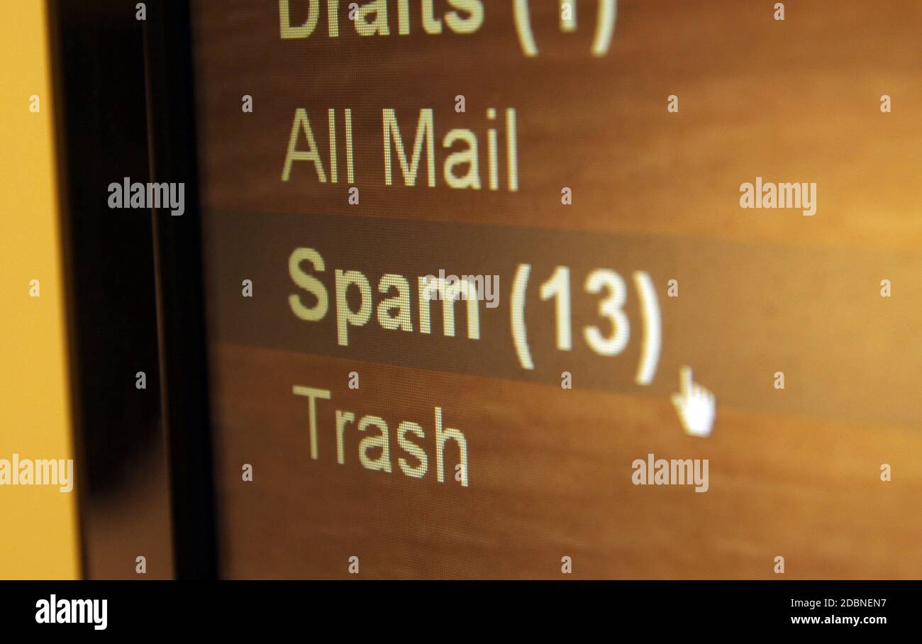 Spam folder hi-res stock photography and images - Alamy