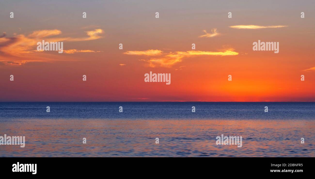beautiful ocean sunset in Australia Stock Photo - Alamy