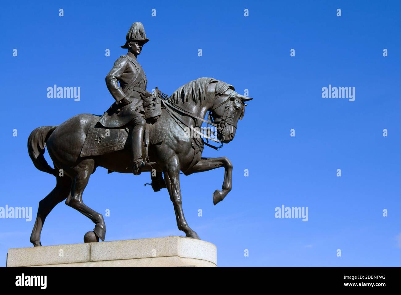 Old big monument in hi-res stock photography and images - Alamy