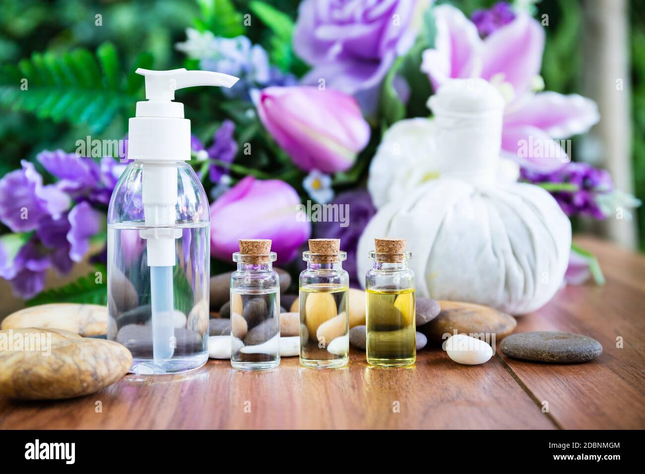 Oil compress hi-res stock photography and images - Alamy