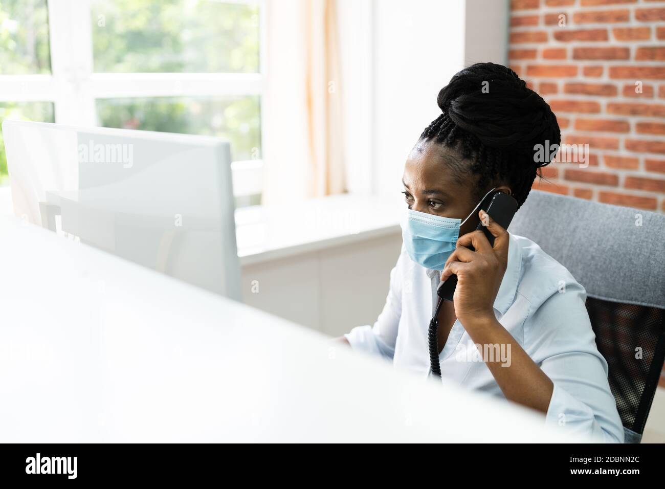 African American Call Center Desk Woman Wearing Medical Mask Stock ...