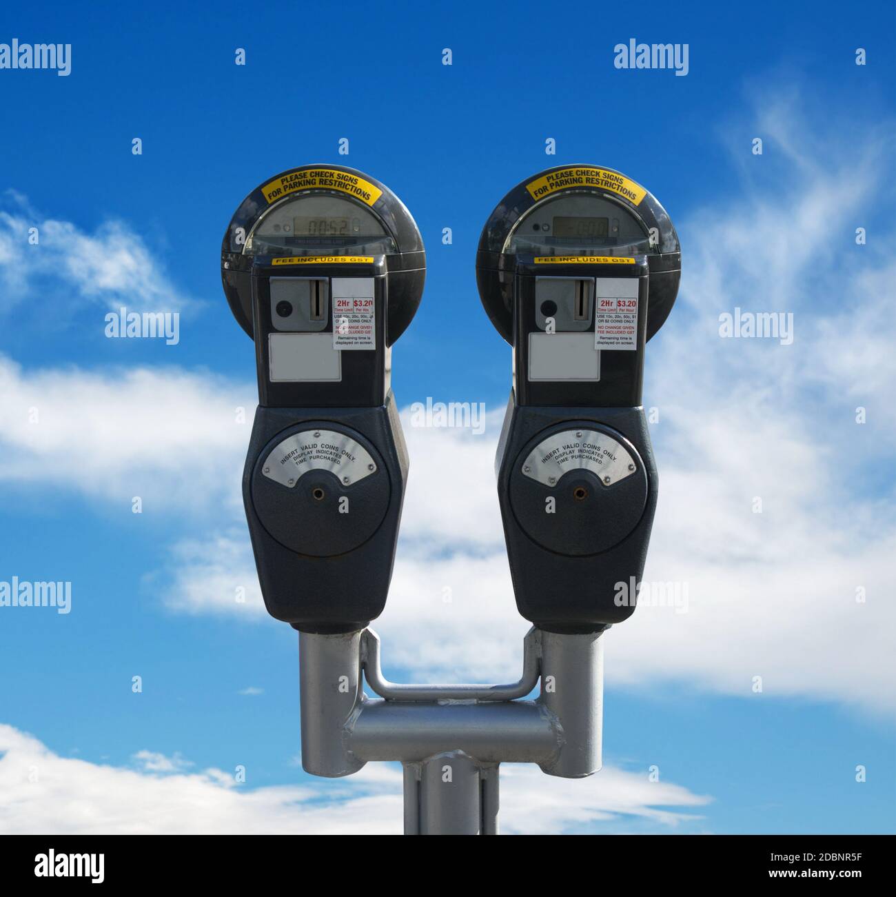 Electronic parking meters hi-res stock photography and images - Alamy