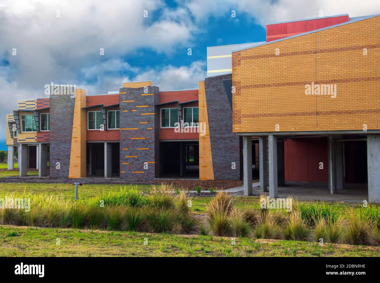 modern medical center building closeup Stock Photo - Alamy