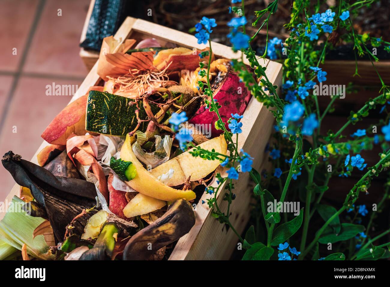 Material for composting food waste and turning it into nutrient-rich ...