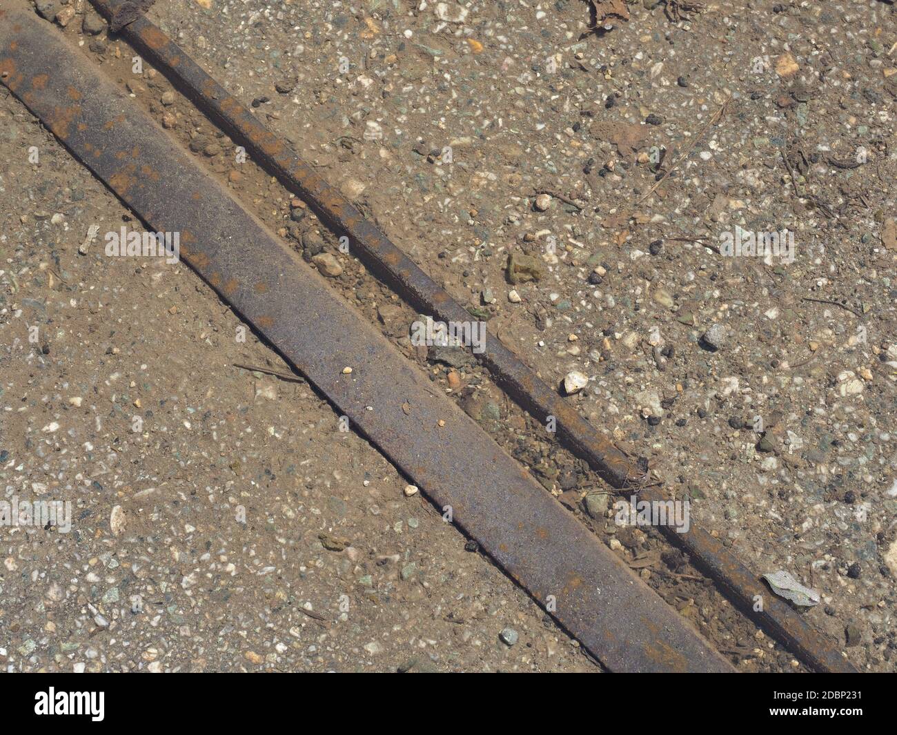 Water under train tracks hi-res stock photography and images - Alamy