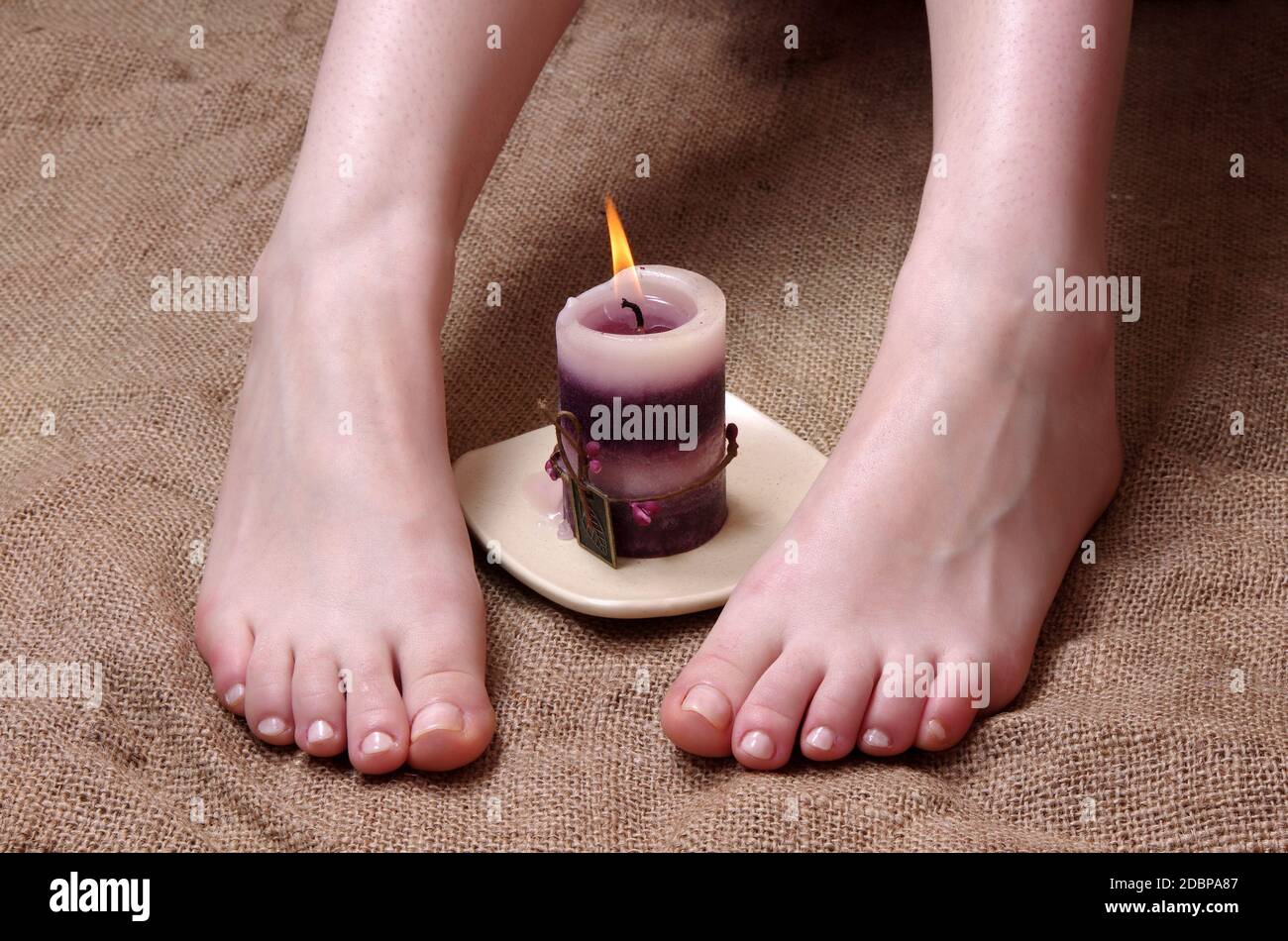 female legs in the beauty salon with candle Stock Photo - Alamy