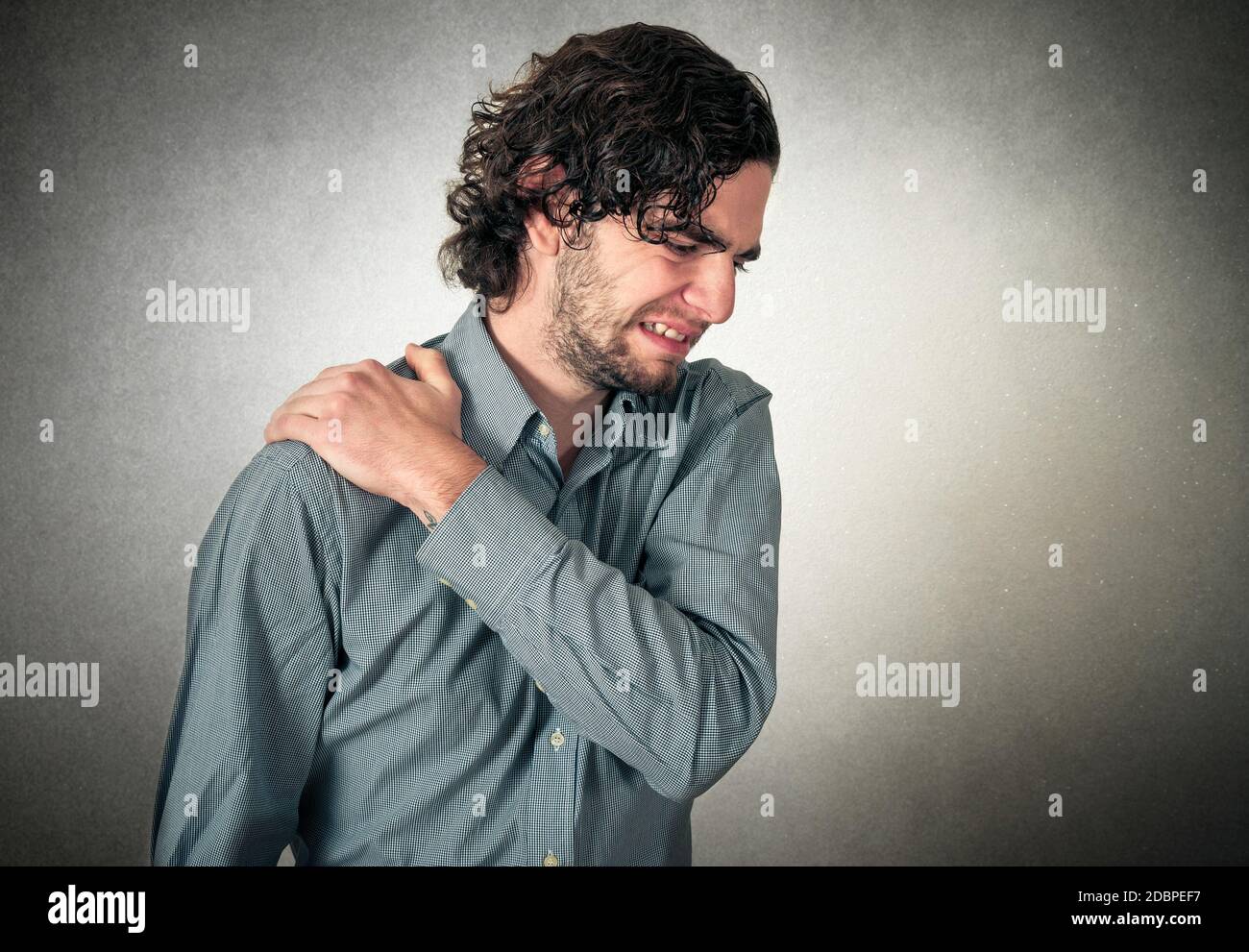 man has a shoulder pain Stock Photo - Alamy