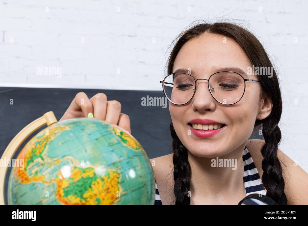 Geography classes for enthusiasts and curious about every corner of the ...