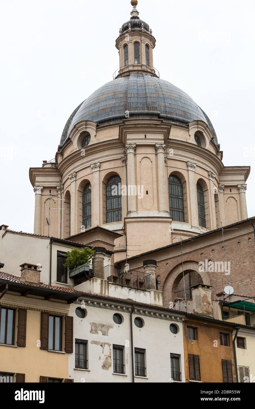 The historic city center of Mantua. Italy Stock Photo - Alamy