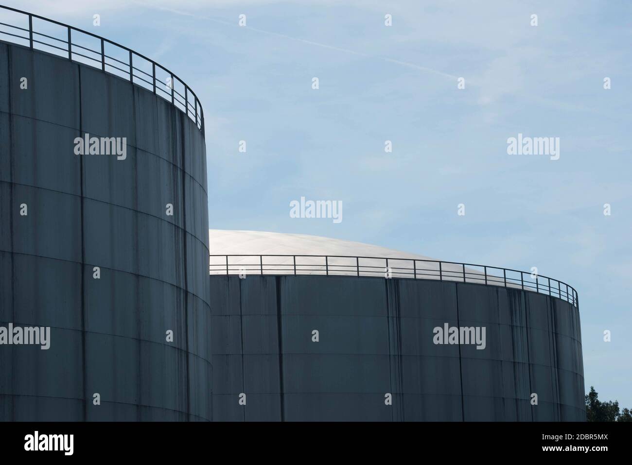 Fuel Depot High Resolution Stock Photography and Images - Alamy