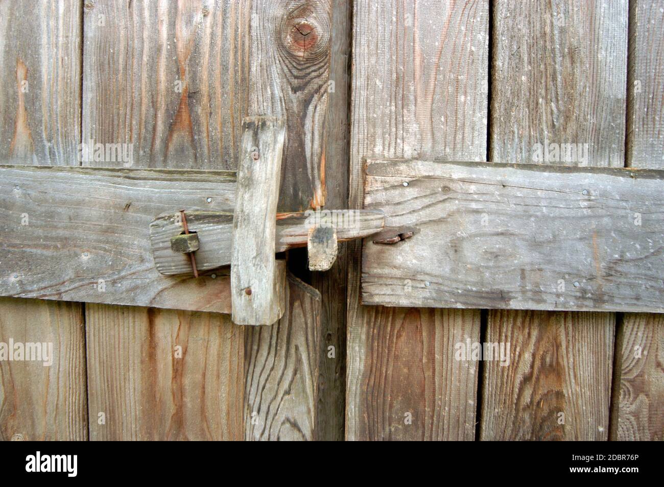 Simple door hi-res stock photography and images - Alamy