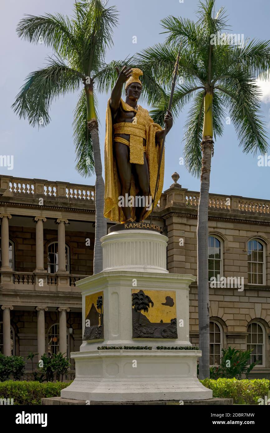 Kamehameha I Statue, Honolulu, Oahu, Hawaii Stock Photo - Alamy