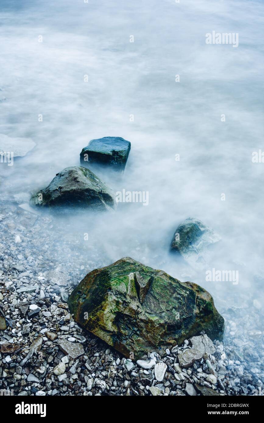 Row of boulders hi-res stock photography and images - Alamy