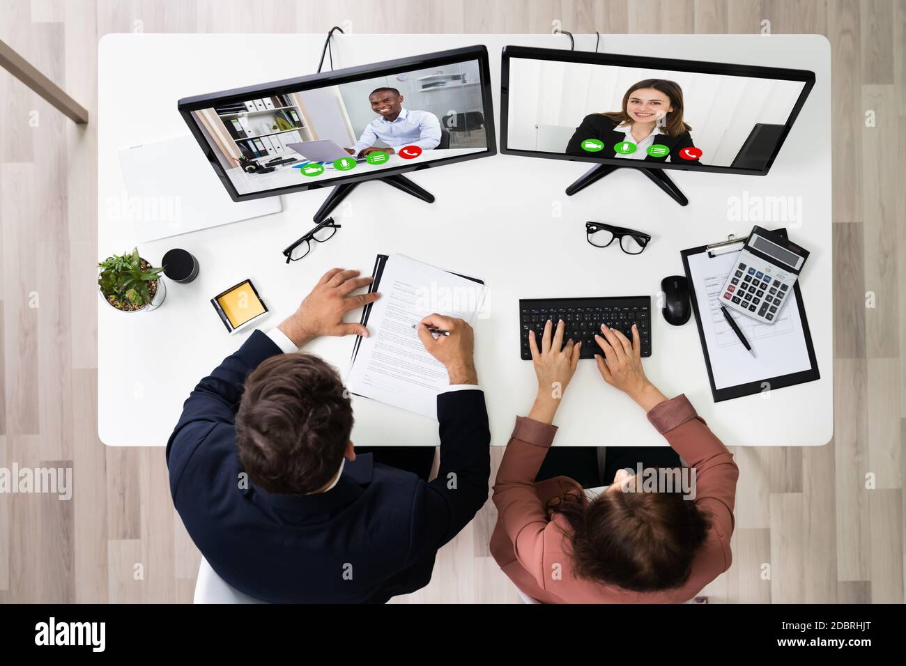 Online Video Conference Marketing Meeting On Computer Stock Photo - Alamy