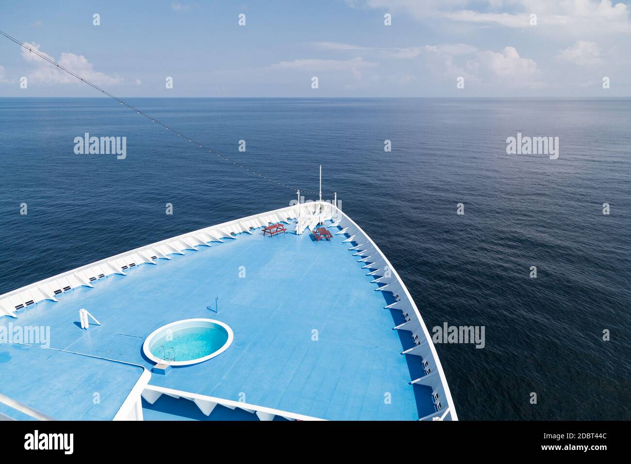 Front of cruise ship deck over looking ocean horizon Stock Photo - Alamy